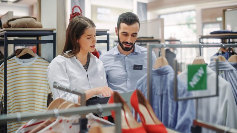 7 characteristics of successful retail training programs