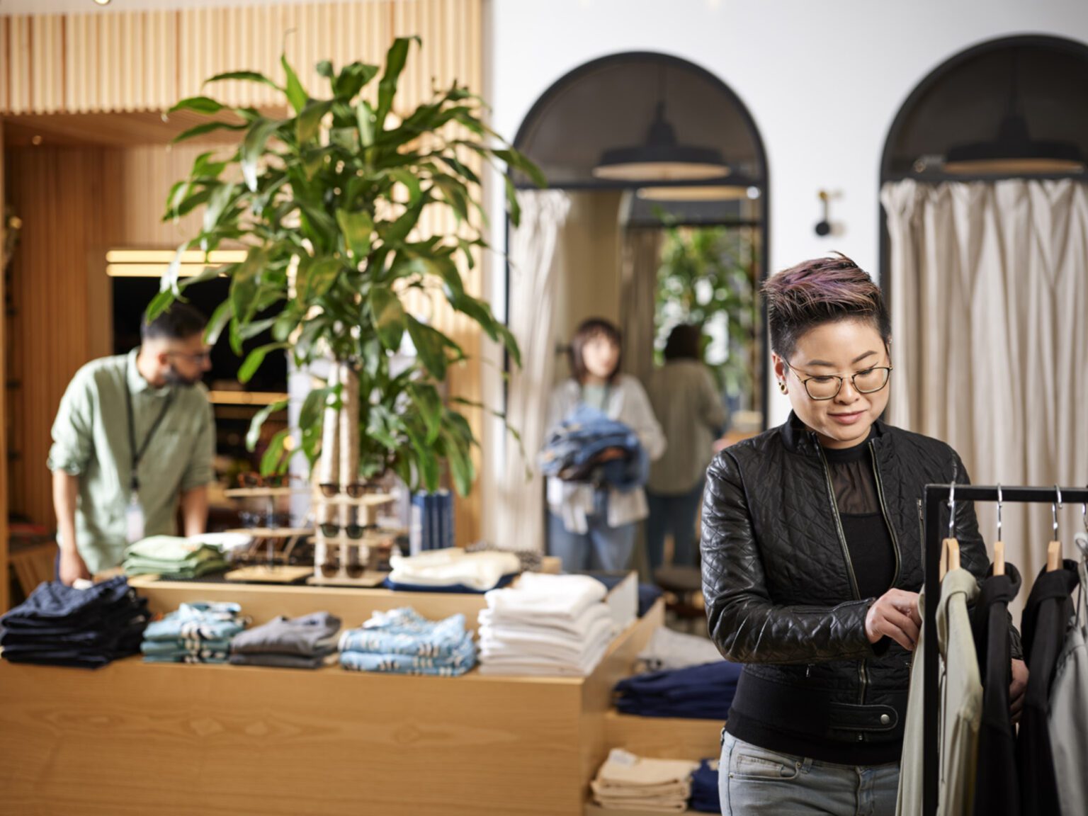 A brief(ish) guide to the pillars of frontline enablement